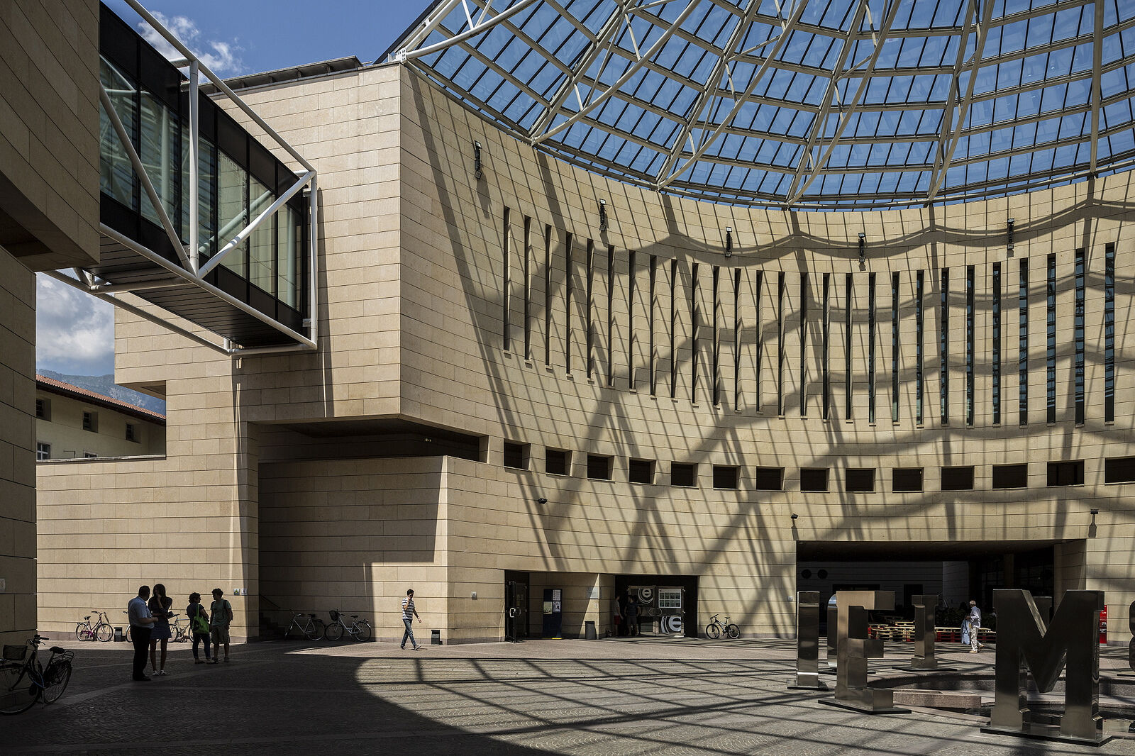 Mart / Luoghi / Amministrazione / Comune di Rovereto - Comune di Rovereto